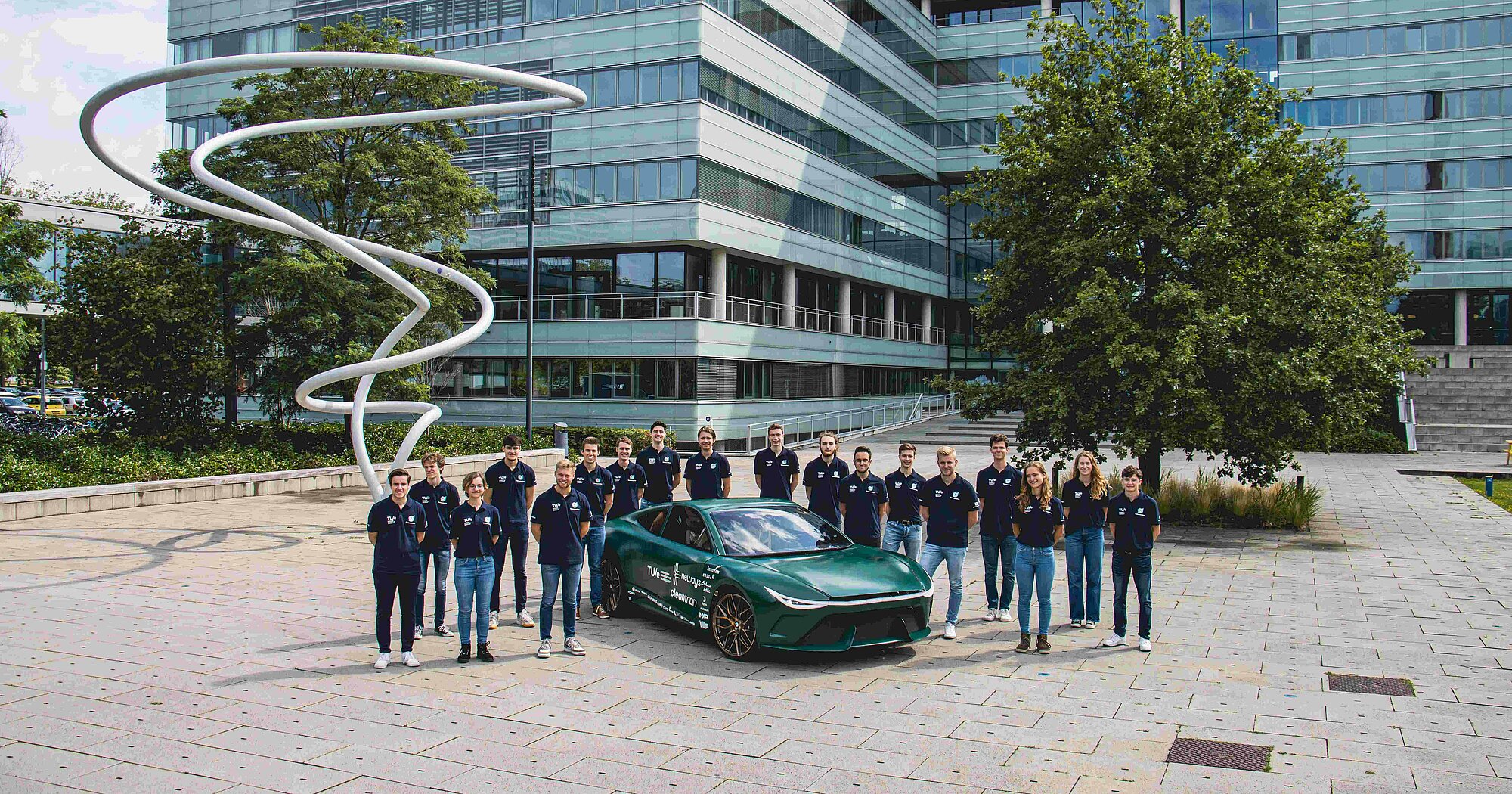 Team TU/ecomotive 'Eterna' | the modular car that promises to last a ...