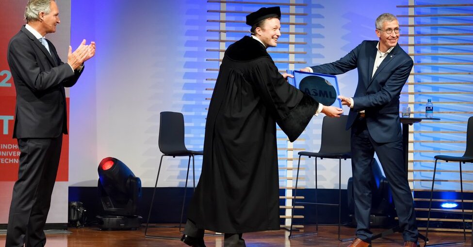 ASML makes generous donations to the 65-year-old TU/e