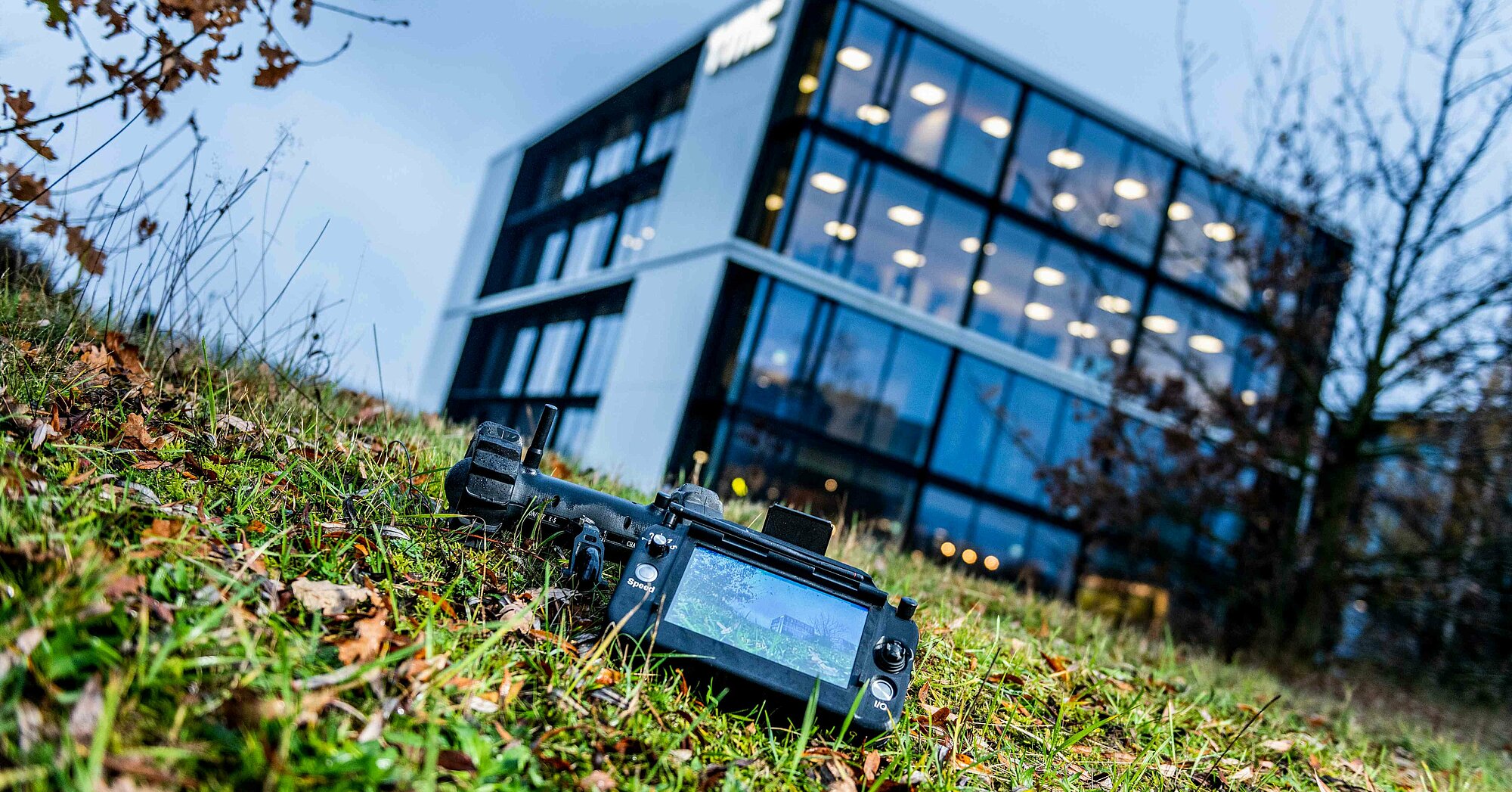 TMC delivers ten ‘Throwabot’ robots to the Dutch Ministry of Defense